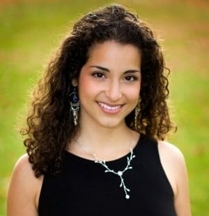 TORONTO VOICE & PIANO TEACHER - Alejandra Ballon